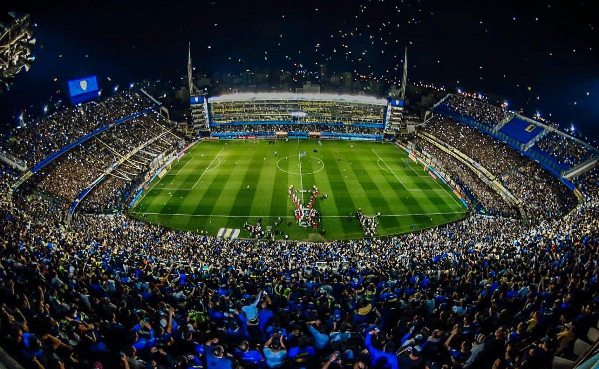 Vuelve el público a las canchas: cómo será el regreso en Boca - Planeta ...