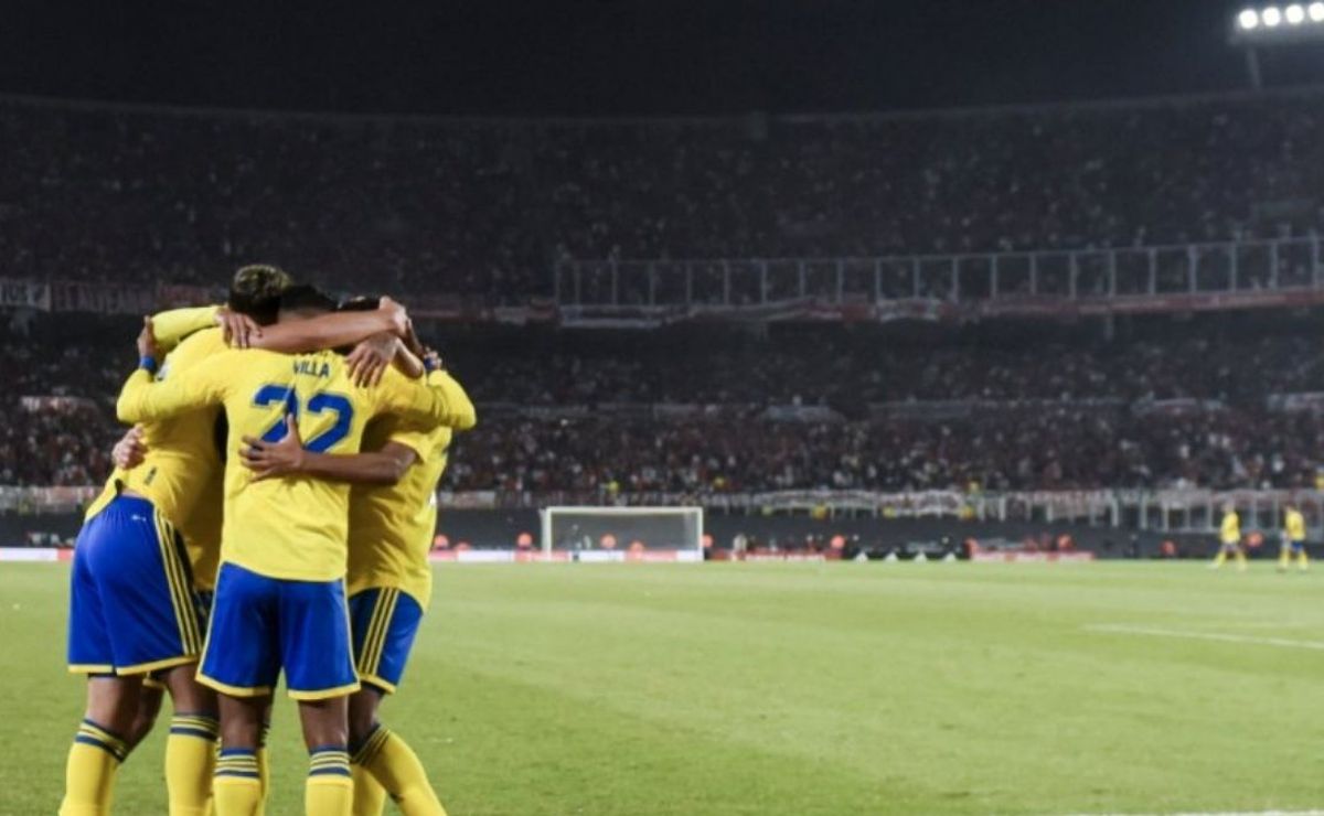 Silencio atroz: así estaba la hinchada de River tras la victoria de ...