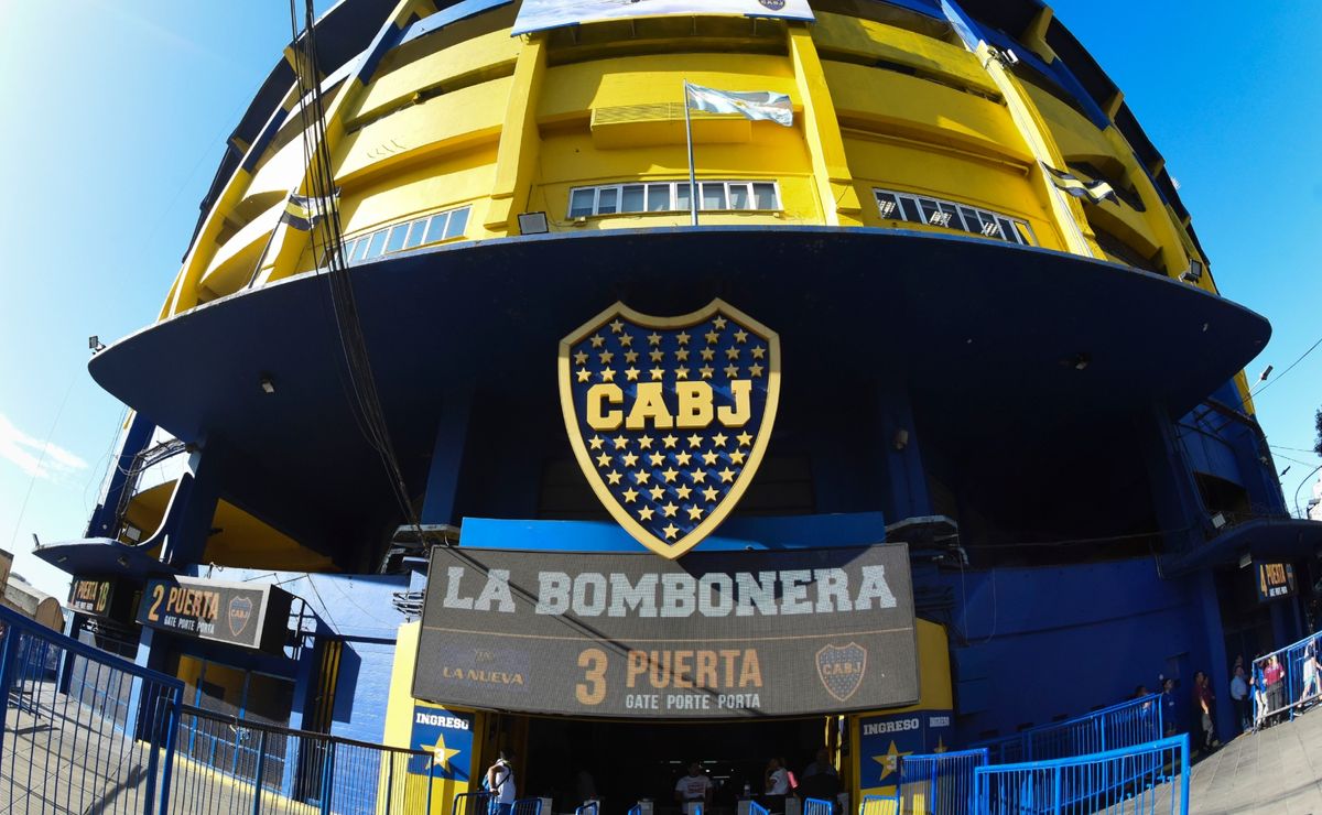 Fue campeón del mundo con Boca y ahora es vendedor de autos